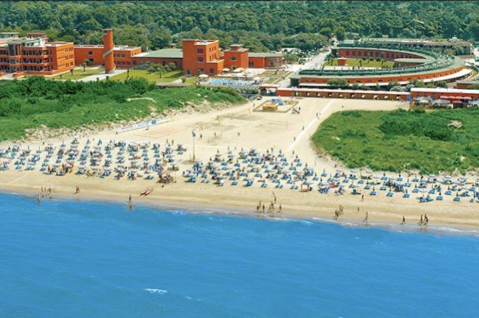 Regina Beach Holiday Apartments – Toscana Vacanze – Regina Beach Holiday Apartments situata a ...